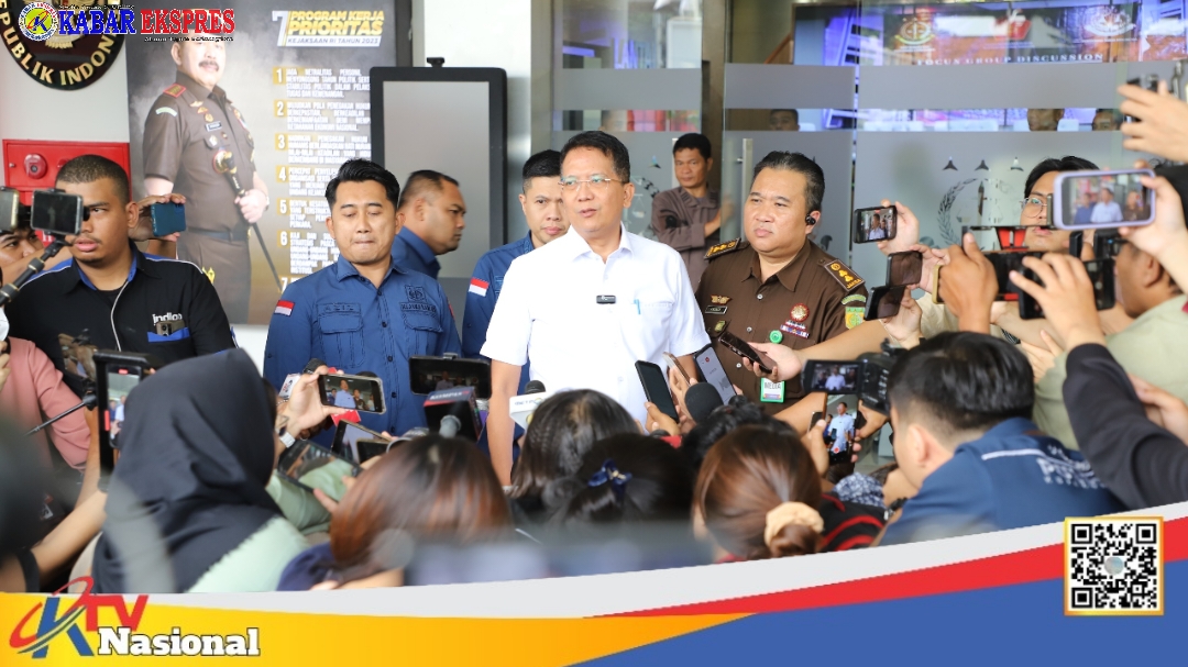 JAM-PIDSUS: Melakukan Pemeriksaan Terhadap SD selaku Istri Tersangka HM ...